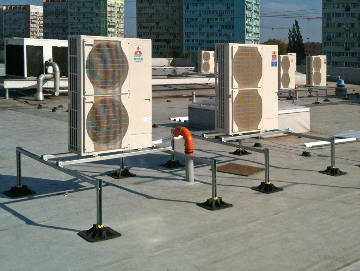 An nur einem Tag auf dem Dach montiert - Kälte Klima Aktuell