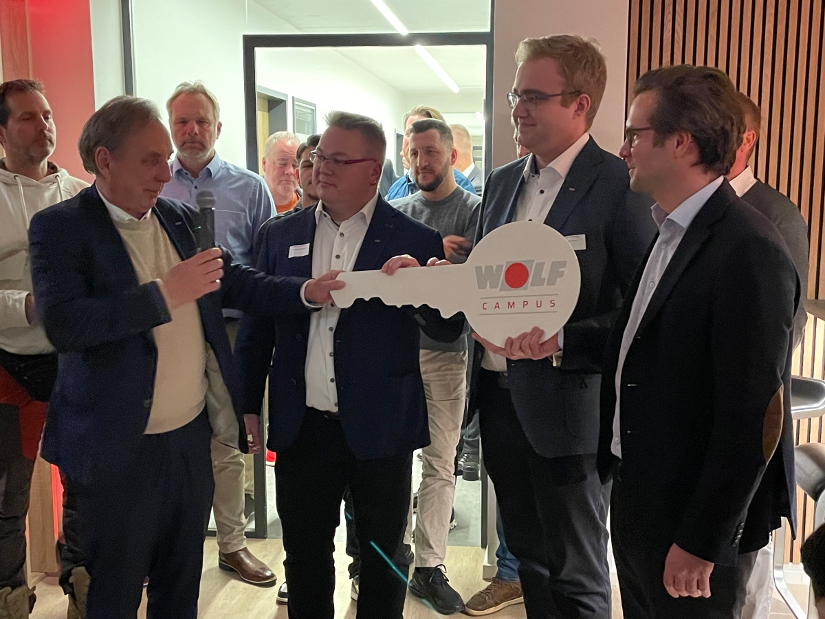 WOLF Campus in Hamburg eröffnet - KKA | Kälte Klima Aktuell ...